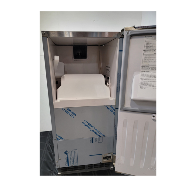 Perlick 15" Signature Series Cublet Ice Maker Panel Ready – LuwaLuxury.com